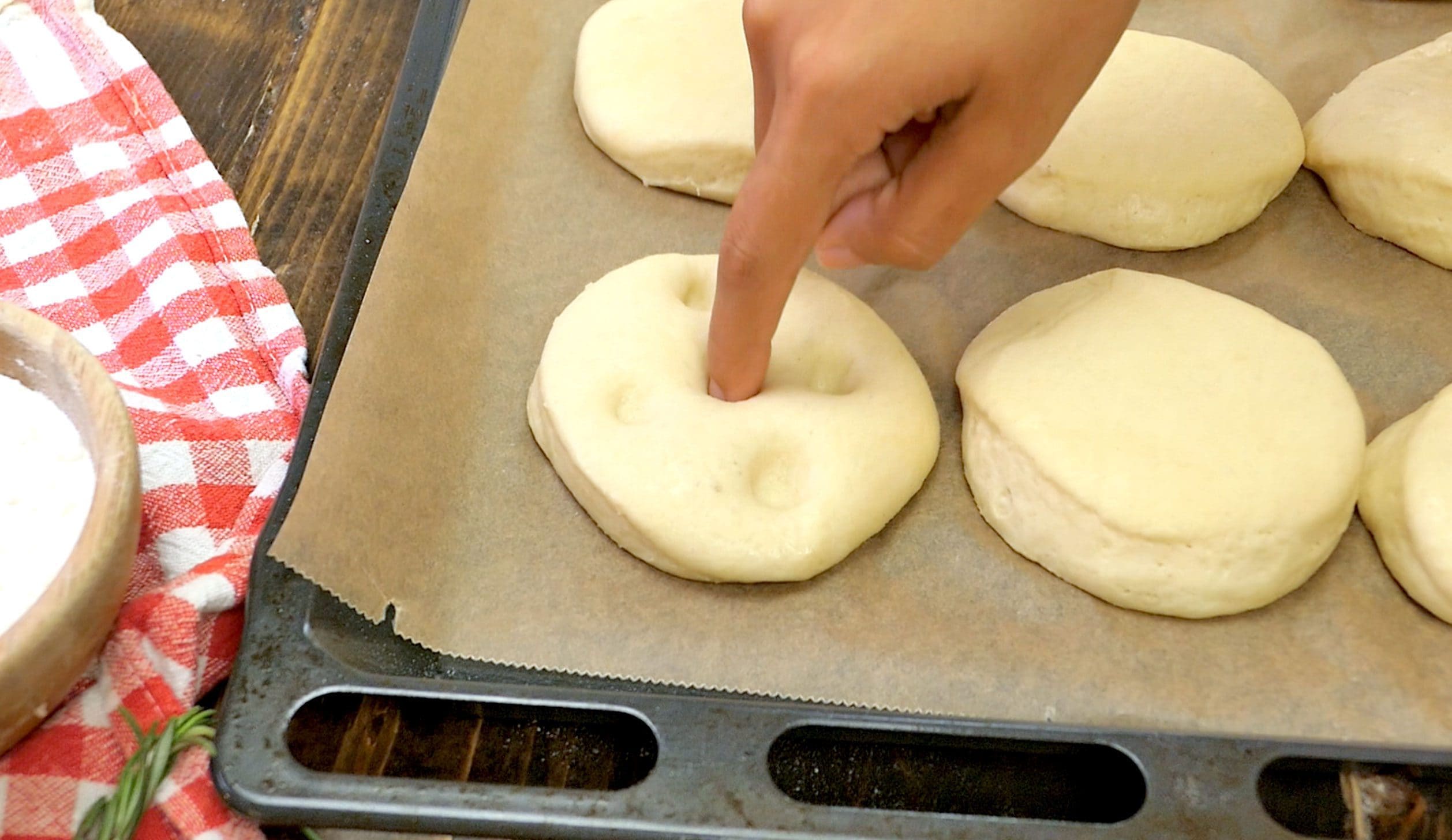Come preparare in poco tempo delle gustose focaccine: basta un ...