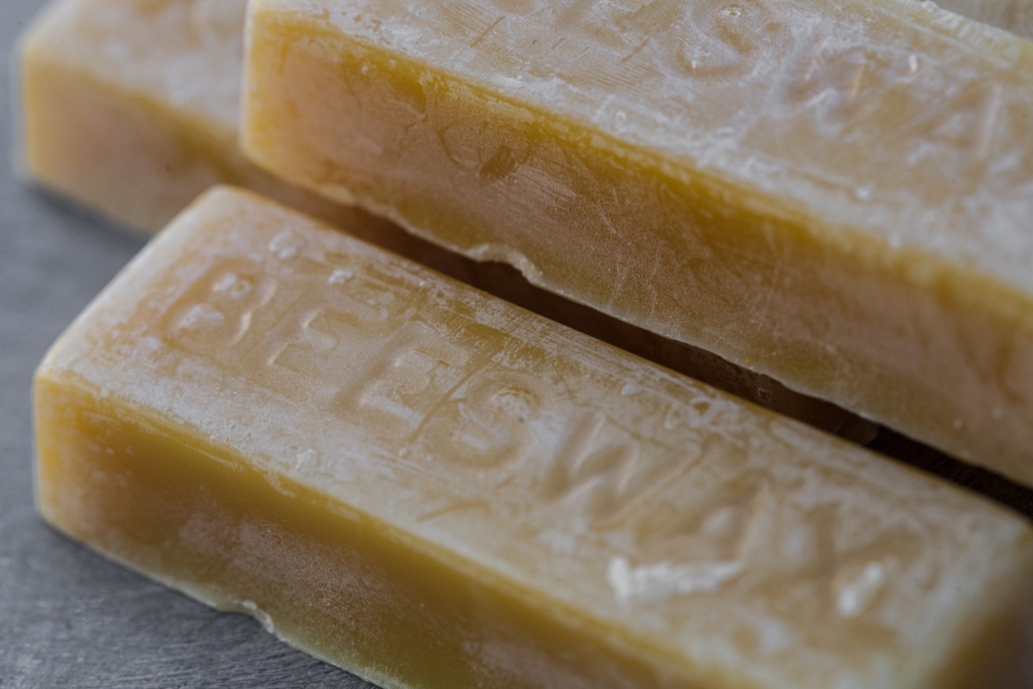 Tutti gli utilizzi casalinghi della cera d'api | Ohga!