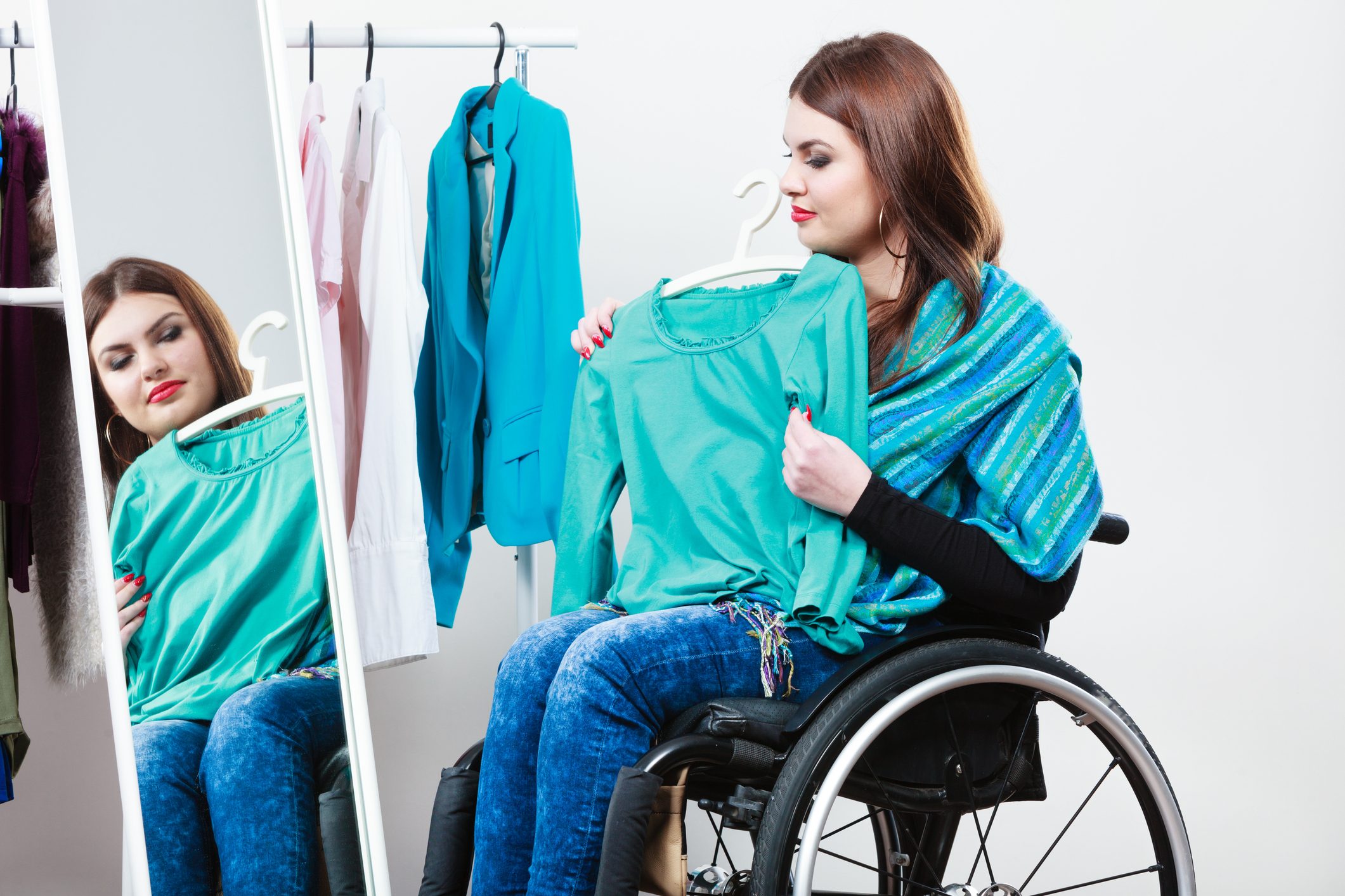 Che cos'è l'adaptive clothing e perché può rendere la vita più semplice ...