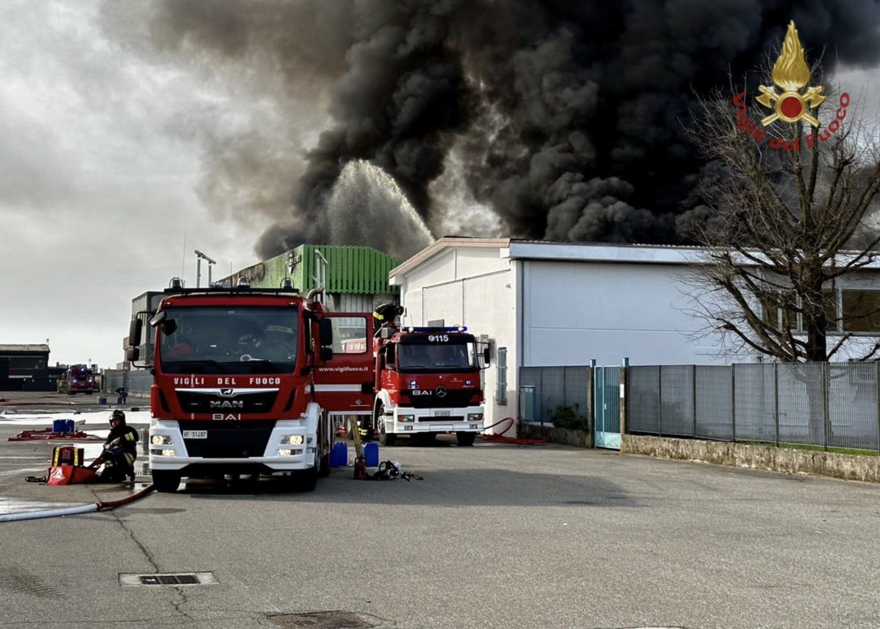 Incendio a Novara, potrebbero esserci pericoli per la salute? | Ohga!