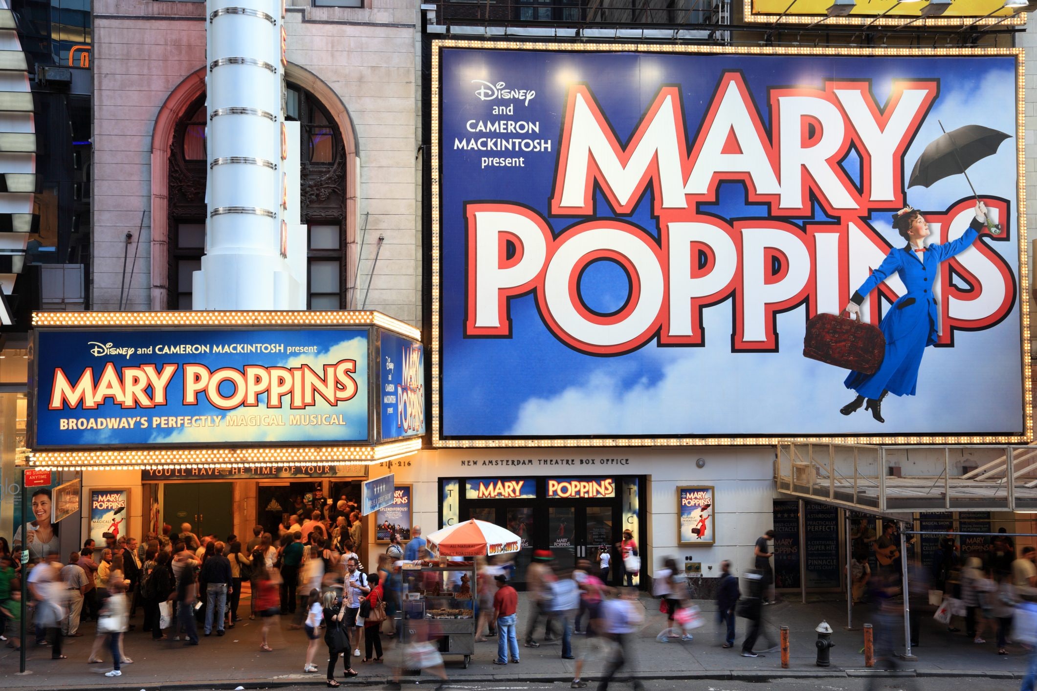 Come fare il costume di carnevale di Mary Poppins con lo spazzacamino ...