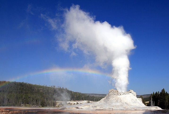Dove si trovano i geyser in Italia? Uno spettacolo che puoi vedere ...