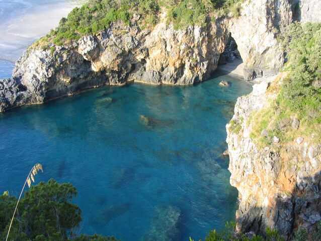 Le 10 spiagge più belle della Calabria: come trovare angoli di natura ...