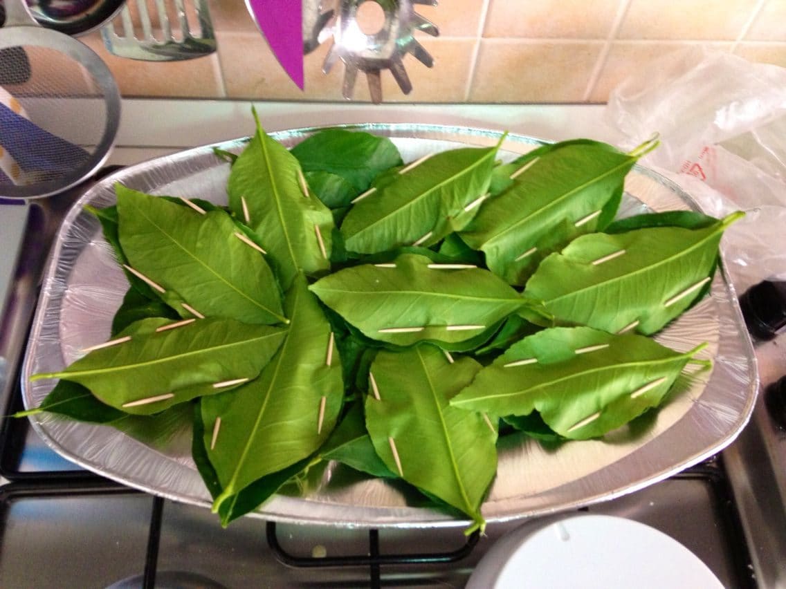 Se hai una pianta di limone, puoi usare le sue foglie in cucina: ecco ...